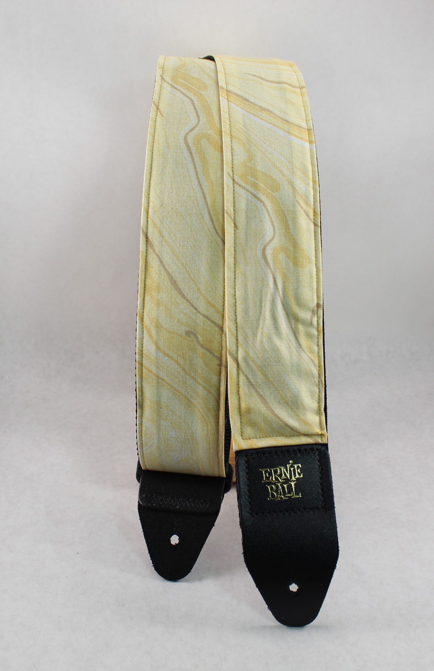 Light Color Guitar Strap: Ernie Ball, Quilted, Adjustable - Super ...